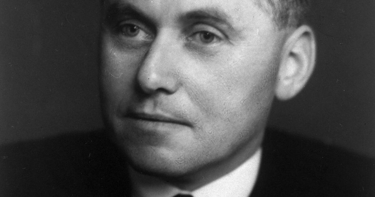 Cavendish Laboratory : Portrait of Alan. H. Wilson