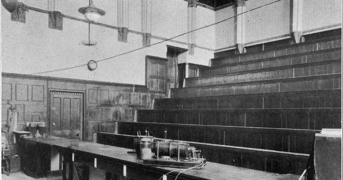 Cavendish Laboratory : Maxwell Lecture Theatre