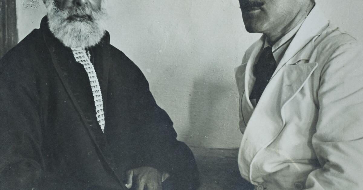 Pembroke College : Ronald Storrs Photographs